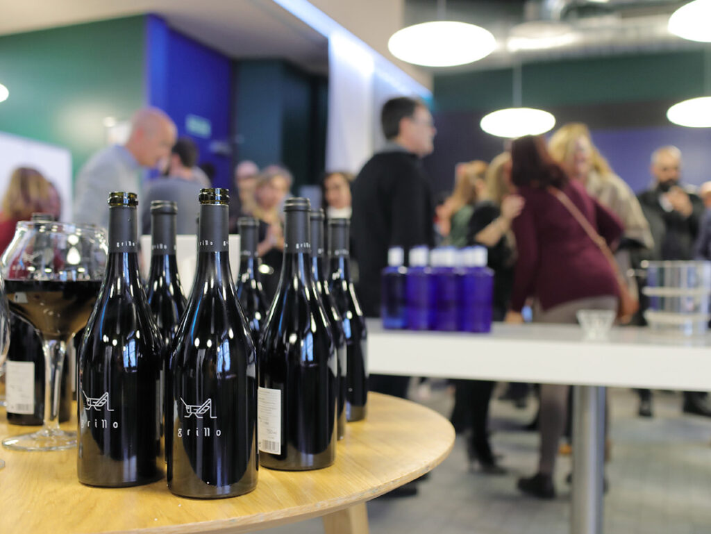 “BODEGAS EL GRILLO Y LA LUNA” ESCOGE CINCO CIUDADES ESPAÑOLAS PARA ...